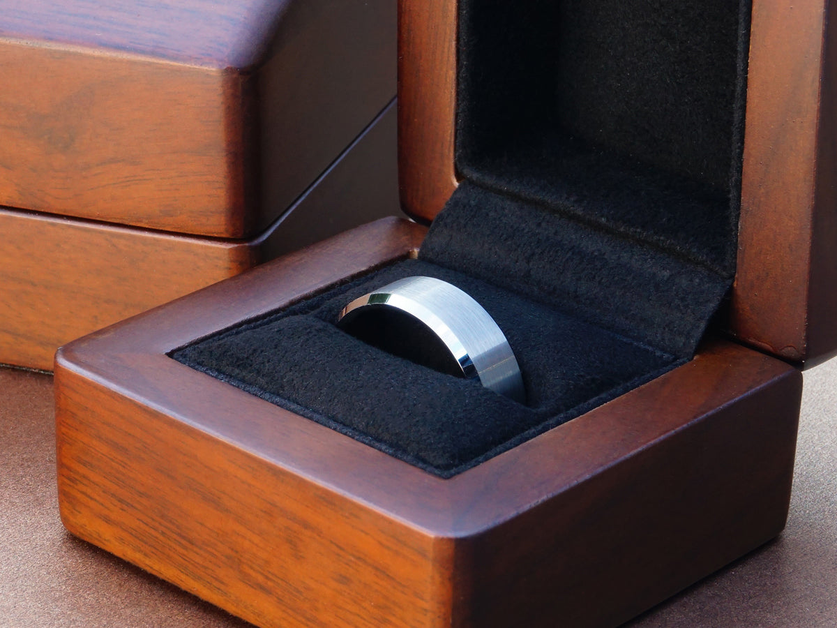 Silver Tungsten Ring, Beveled, Brushed Finish - 8MM – Redwood Rings